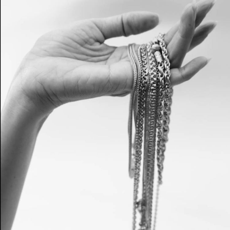 The Ultimate Guide to Buying Silver Chains